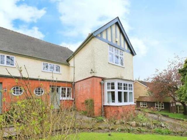 4 Bedroom Semi detached House For Sale In Wolverhampton, West Midlands