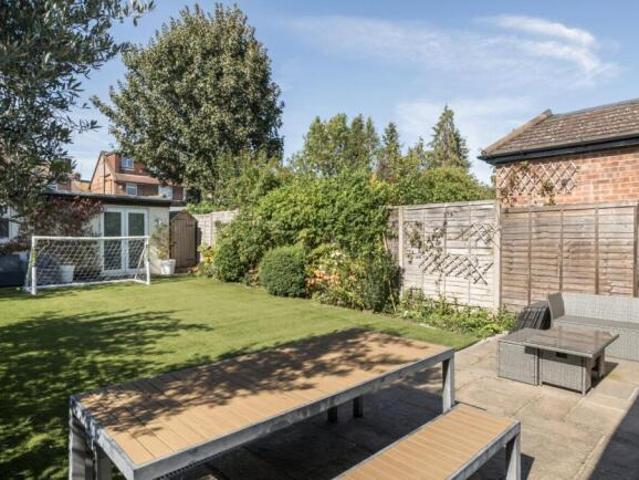 4 bedroom semi detached house for sale in Wolstonbury, Woodside Park, N12