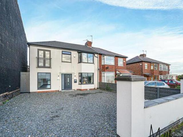 4 Bedroom Semi detached House For Sale In Worsley, Manchester