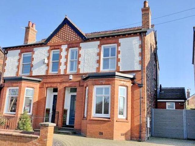 4 Bedroom Semi detached House For Sale In Worsley