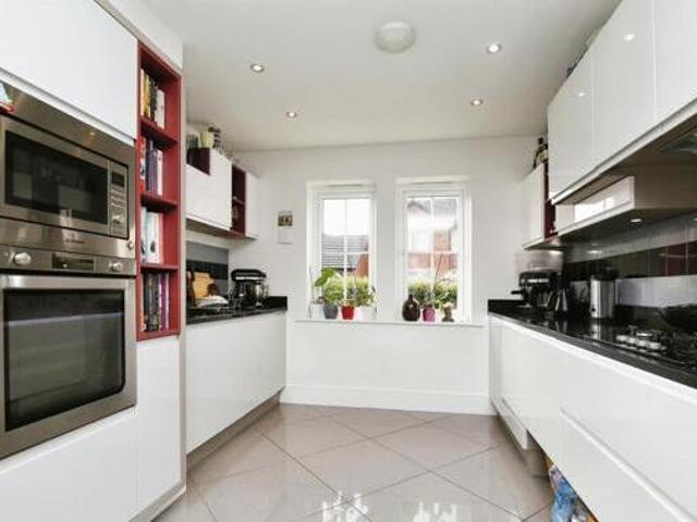 4 Bedroom Semi detached House For Sale In Wynyard