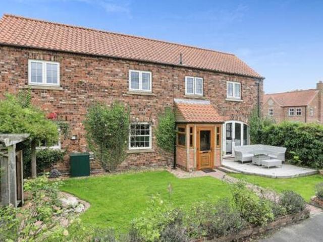 4 Bedroom Semi detached House For Sale In York, North Yorkshire