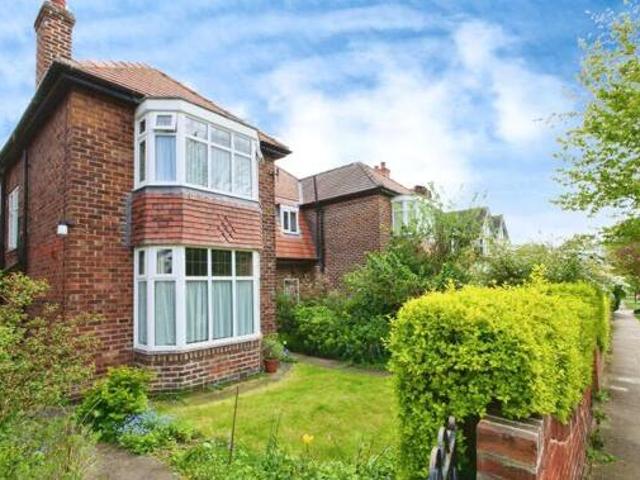 4 Bedroom Semi detached House For Sale In York, North Yorkshire