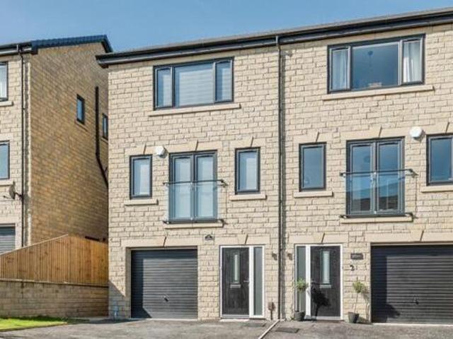 4 Bedroom Semi detached House For Sale In Almondbury