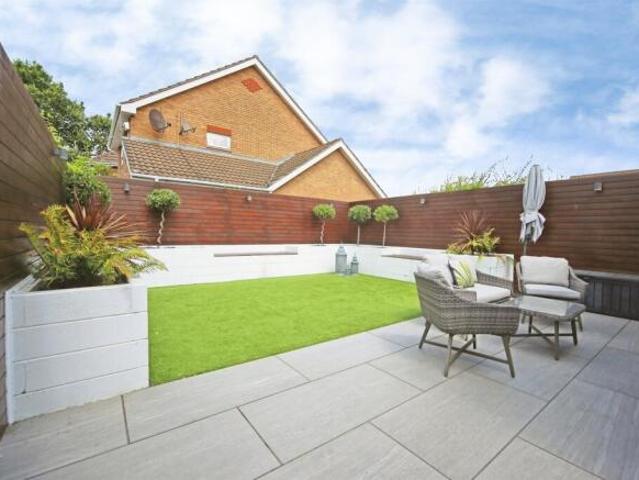 4 bedroom semi detached house for sale in Alderton Close, Solihull, B91