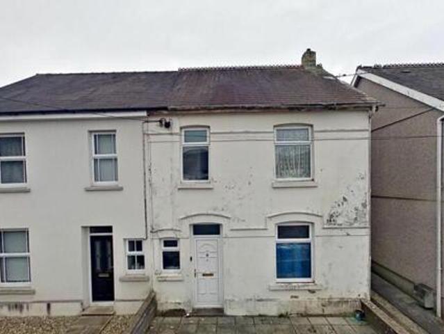 4 Bedroom Semi detached House For Sale In Ammanford, Dyfed