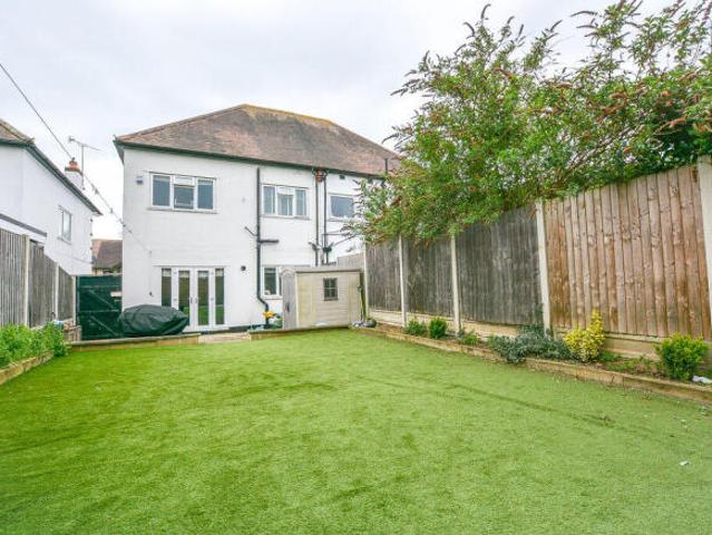 4 bedroom semi detached house for sale in Ambleside Drive, Southend On Sea, SS1