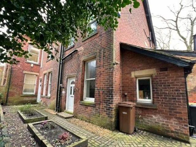 4 Bedroom Semi detached House For Sale In Ashton