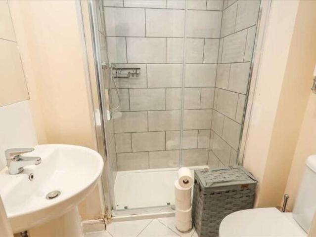 4 bedroom semi detached house for sale in Ashmount Crescent, Cippenham, SL1