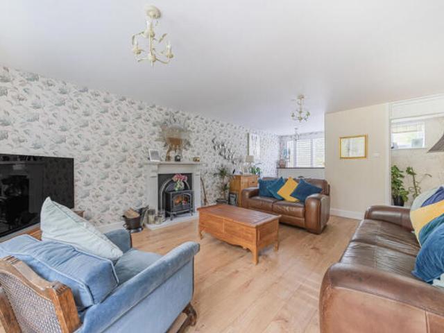 4 bedroom semi detached house for sale in Armstrong Close, Halstead, Sevenoaks, Kent, TN14