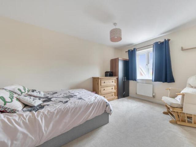 4 bedroom semi detached house for sale in Argus Green, Swindon, SN2