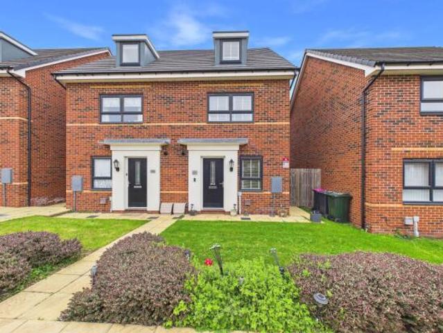 4 bedroom semi detached house for sale in Autumn Fields, Waverley, S60