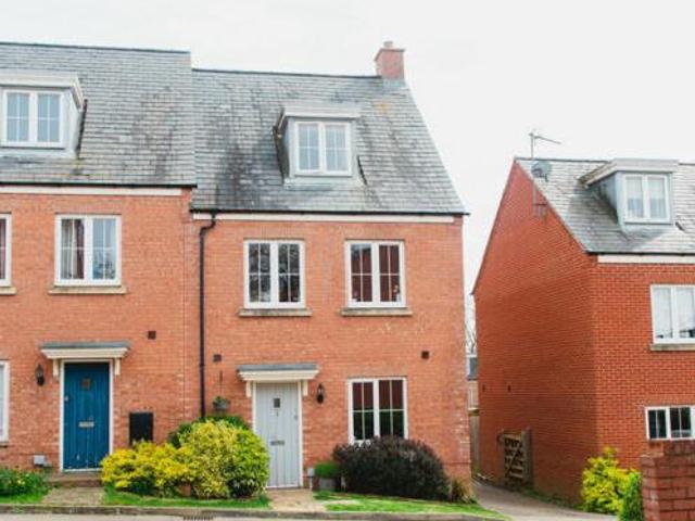 4 Bedroom Semi detached House For Sale In Banbury