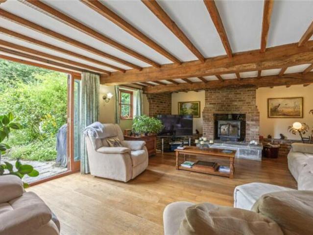 4 bedroom semi detached house for sale in Bank Hill, Woodborough, Nottingham, NG14