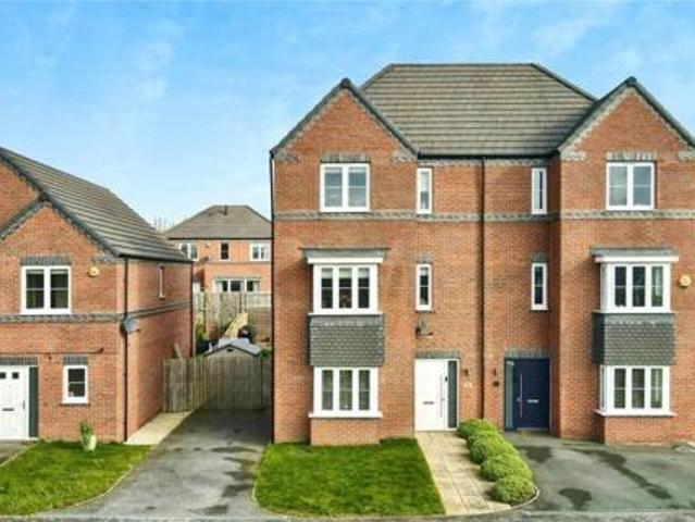 4 Bedroom Semi detached House For Sale In Barnsley, South Yorkshire