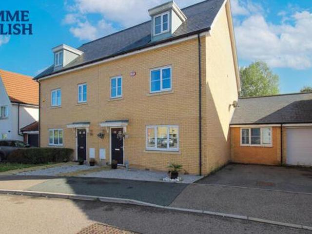 4 Bedroom Semi detached House For Sale In Basildon, Essex