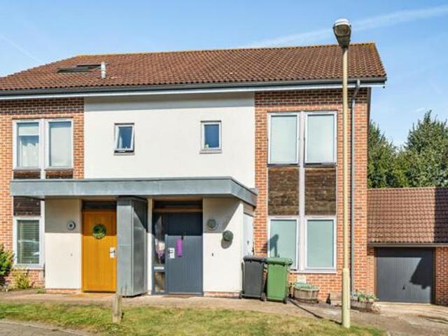 4 Bedroom Semi detached House For Sale In Basingstoke
