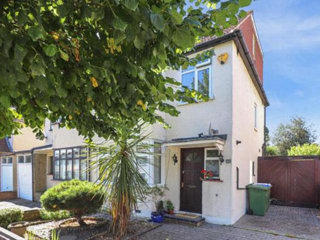 4 Bedroom Semi detached House For Sale In Belvedere