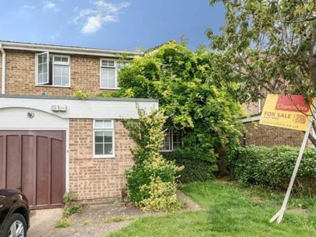 4 Bedroom Semi detached House For Sale In Berkshire