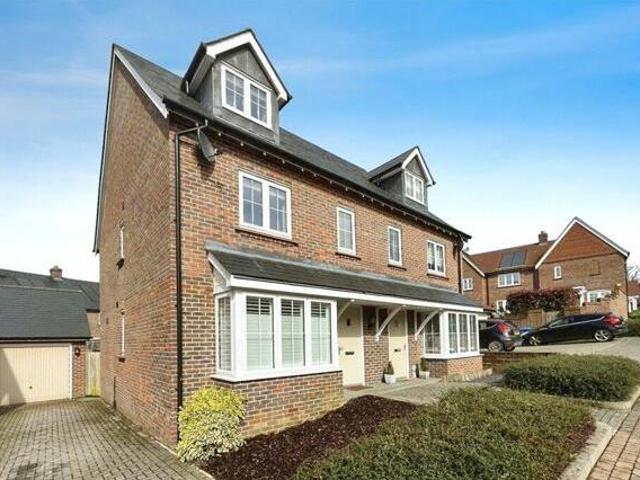 4 Bedroom Semi detached House For Sale In Binfield