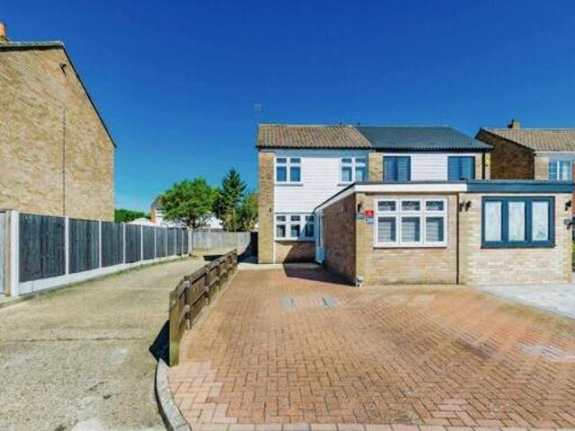 4 Bedroom Semi detached House For Sale In Biggin Hill, Westerham