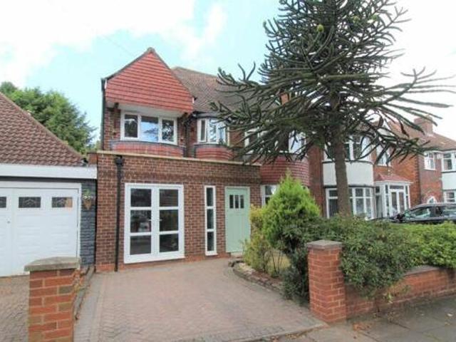 4 Bedroom Semi detached House For Sale In Birmingham, West Midlands