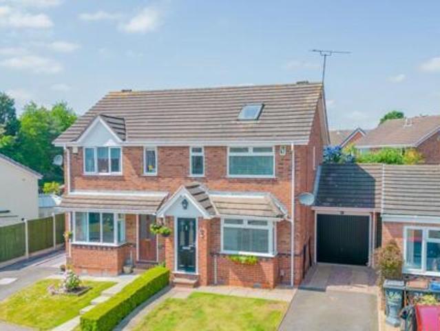 4 Bedroom Semi detached House For Sale In Birmingham, West Midlands