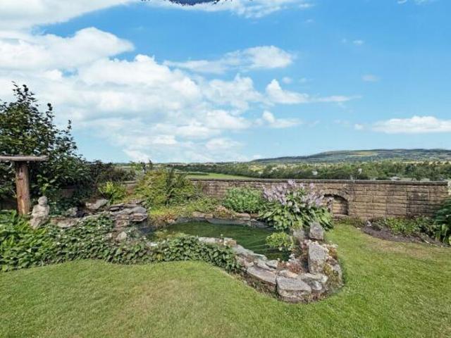 4 bedroom semi detached house for sale in Bolton Road, Westhoughton, BL5