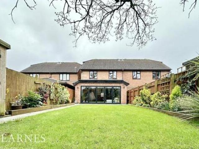 4 Bedroom Semi detached House For Sale In Bournemouth