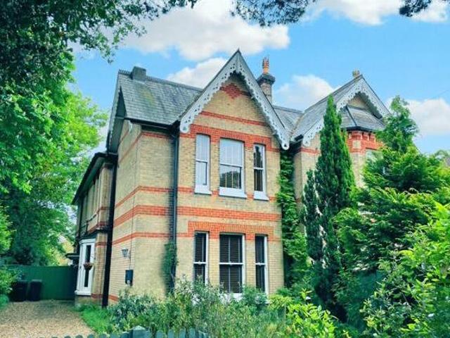 4 Bedroom Semi detached House For Sale In Bournemouth, Dorset