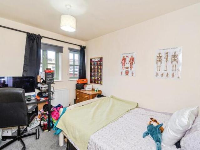 4 bedroom semi detached house for sale in Blackberry Terrace, Southampton, Hampshire, SO14