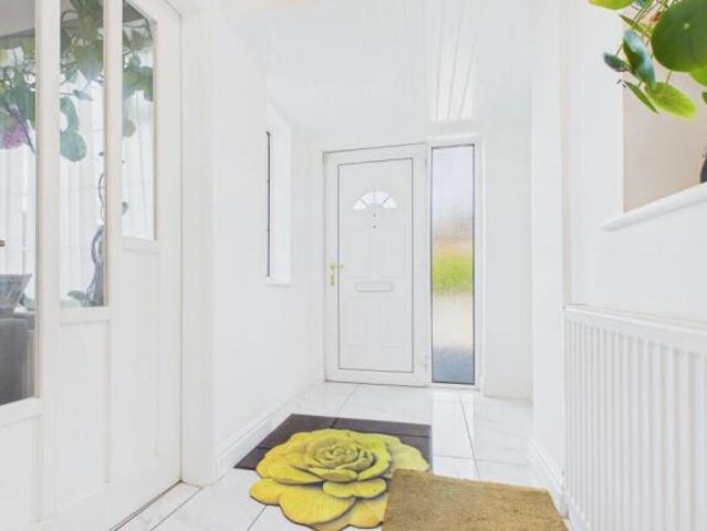 4 bedroom semi detached house for sale in Blacon Point Road, Blacon, CH1