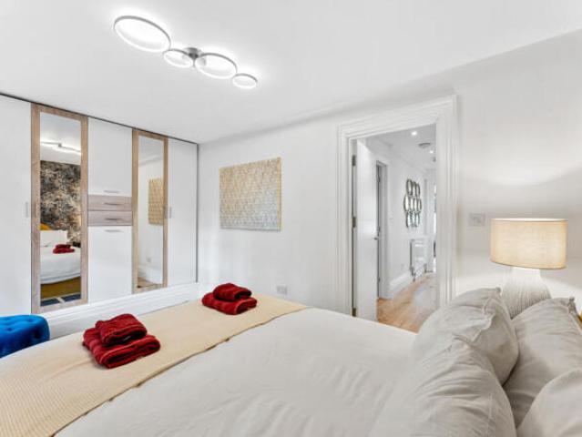 4 bedroom semi detached house for sale in Brownlow Road, by London Fields, E8