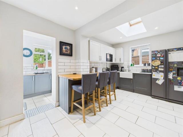 4 bedroom semi detached house for sale in Brookside Villas, Armscroft Crescent, Gloucester, GL2
