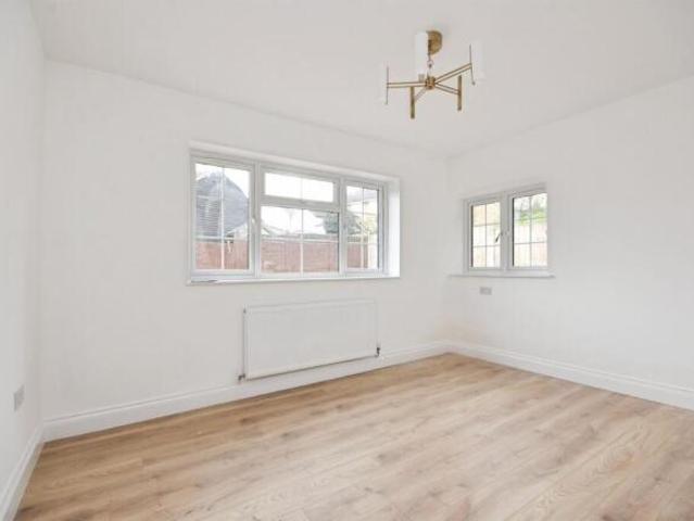 4 bedroom semi detached house for sale in Broomfield Road, Chelmsford, CM1