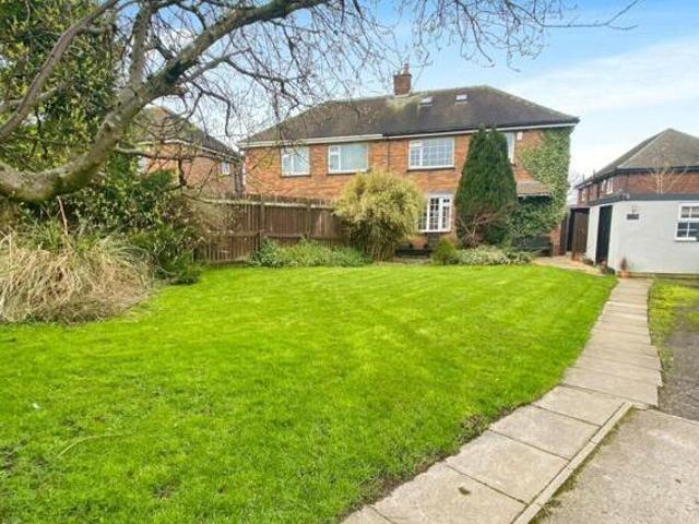 4 Bedroom Semi detached House For Sale In Bradford, West Yorkshire