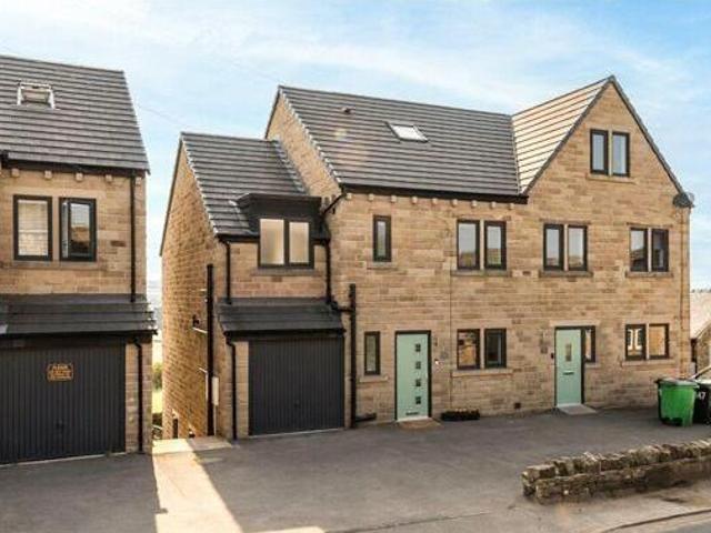 4 Bedroom Semi detached House For Sale In Bradford, West Yorkshire