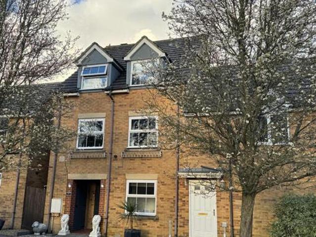 4 Bedroom Semi detached House For Sale In Bradley Stoke