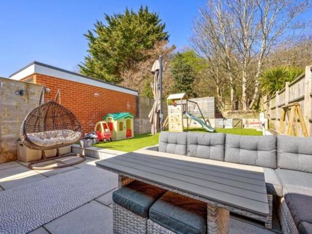 4 bedroom semi detached house for sale in Braeside Avenue, Brighton, BN1