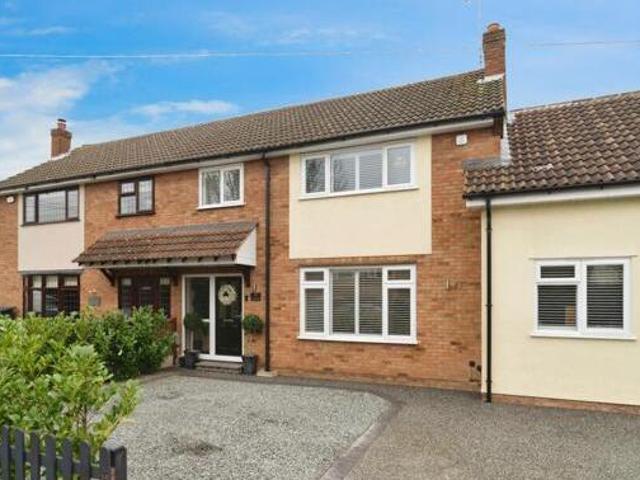 4 Bedroom Semi detached House For Sale In Brentwood