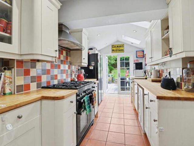4 bedroom semi detached house for sale in Bridge Road, Bursledon, SO31