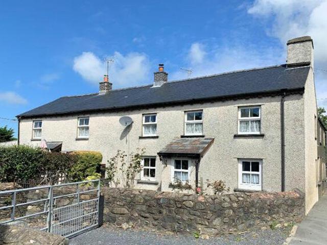 4 Bedroom Semi detached House For Sale In Bryncrug