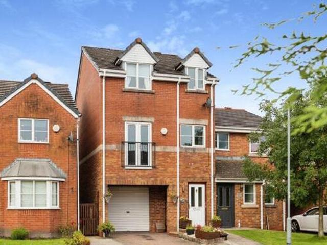 4 Bedroom Semi detached House For Sale In Bury, Greater Manchester