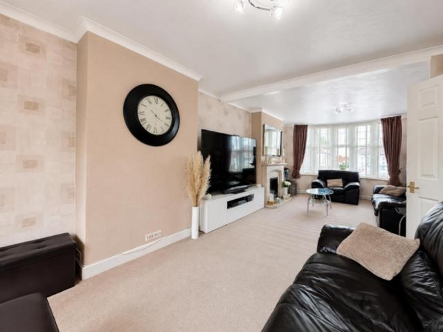 4 bedroom semi detached house for sale in Bush Hill, The Headlands, Northampton NN3