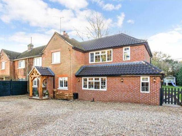 4 Bedroom Semi detached House For Sale In Cane End, Oxfordshire