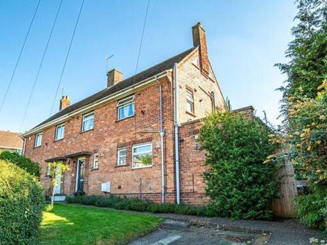 4 Bedroom Semi detached House For Sale In Caistor, Lincolnshire