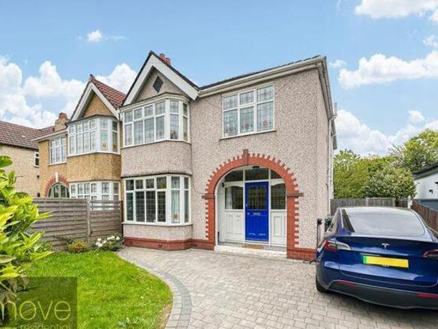 4 Bedroom Semi detached House For Sale In Calderstones, Liverpool