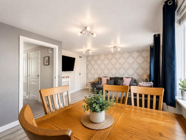 4 bedroom semi detached house for sale in Calliope Crescent, Swindon, SN2