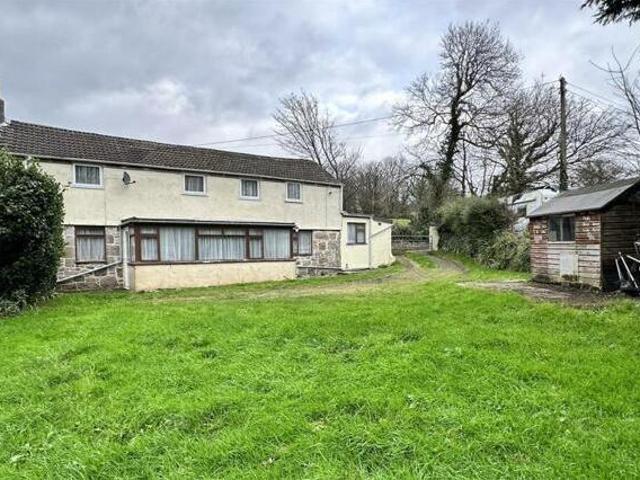 4 Bedroom Semi detached House For Sale In Carwynnen
