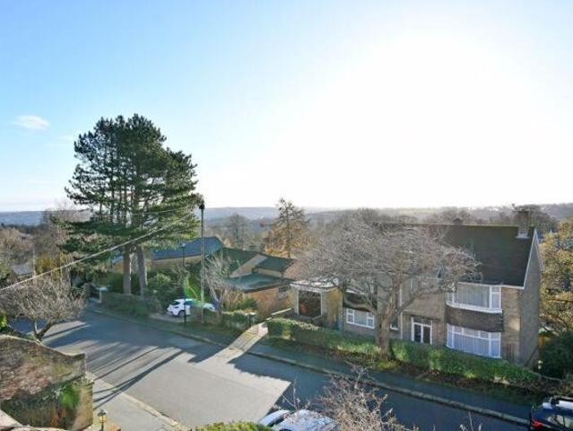 4 bedroom semi detached house for sale in Carsick View Road, Sheffield, S10